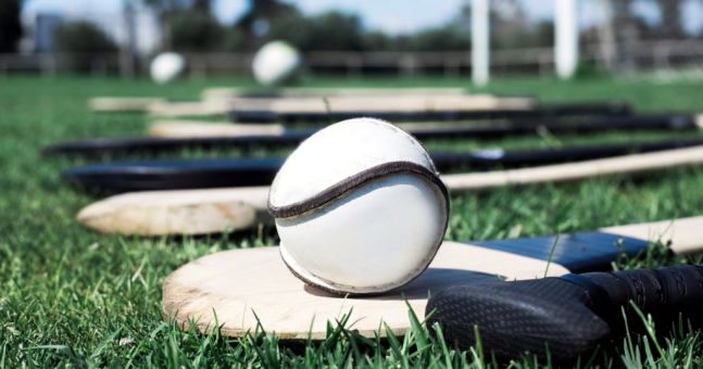 Hurling – Mr Sports Gift